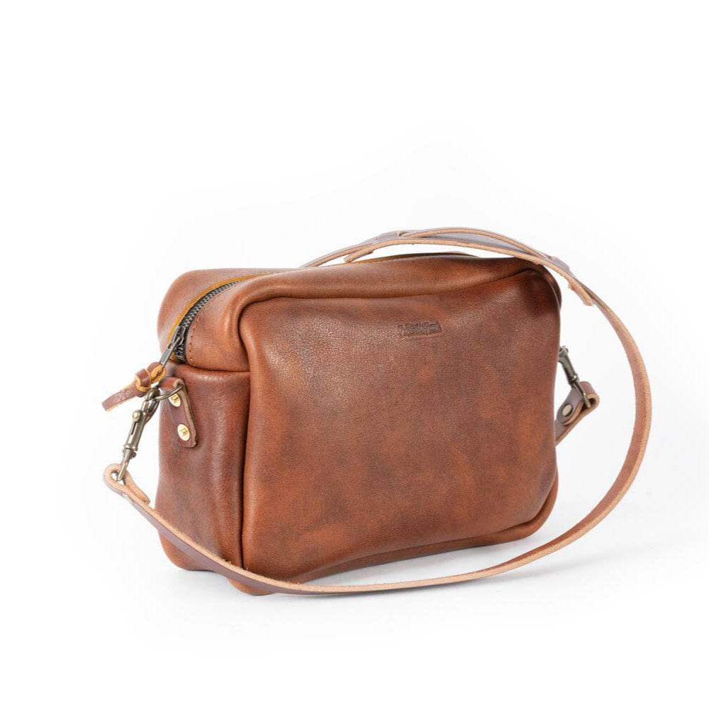 SARAH LEATHER CROSSBODY - MEDIUM - SADDLE – Go Forth Goods